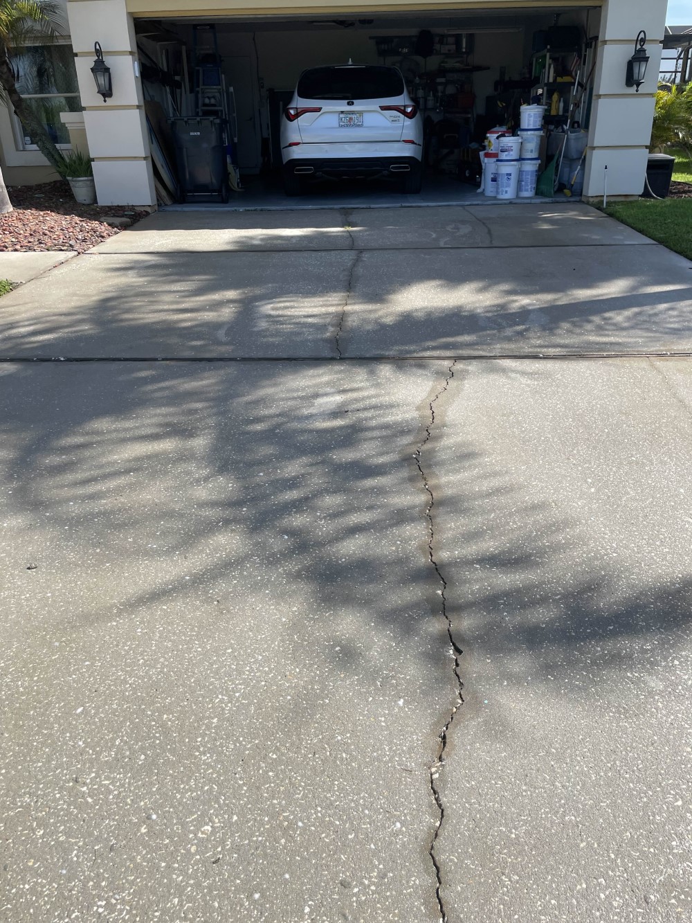 Driveway Cleaning in The Bayside Village Neighborhood, Tampa, FL – Reviving a Coastal Community ...