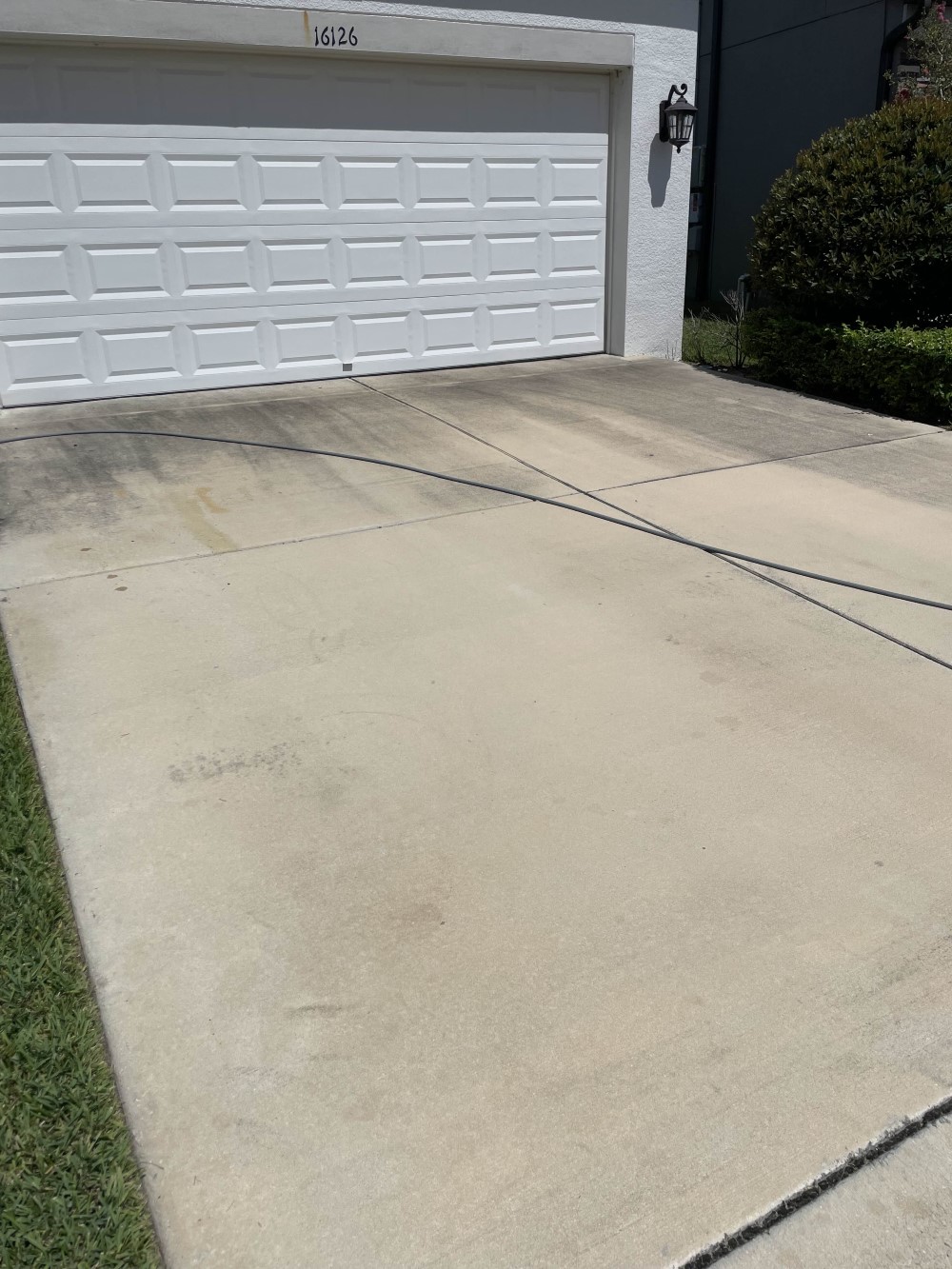 Driveway Cleaning in Morris Bridge Manor, Tampa, FL – Restoring Curb Appeal and Safety | Diamond ...